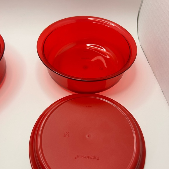 Tupperware | Kitchen | New Vintage Tupperware Red Table Collection Set ...